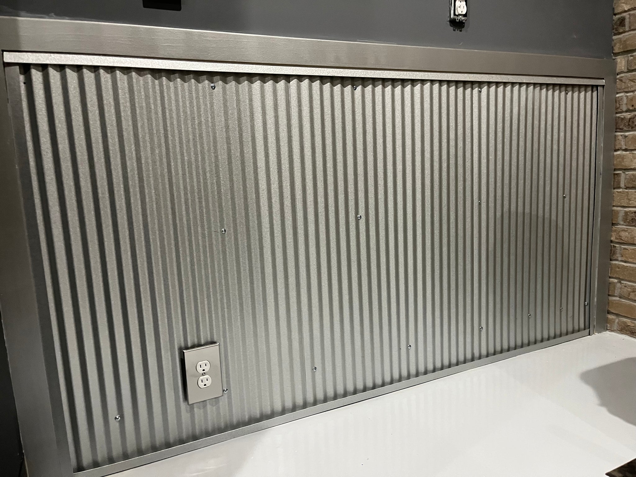 J-Track – Trim and Ceiling Grid System – Dakota Tin